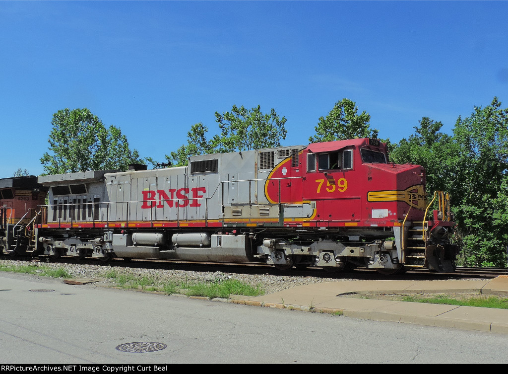 BNSF 759